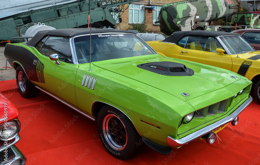 Plymouth Barracuda one of the brightest representatives of automotive ...