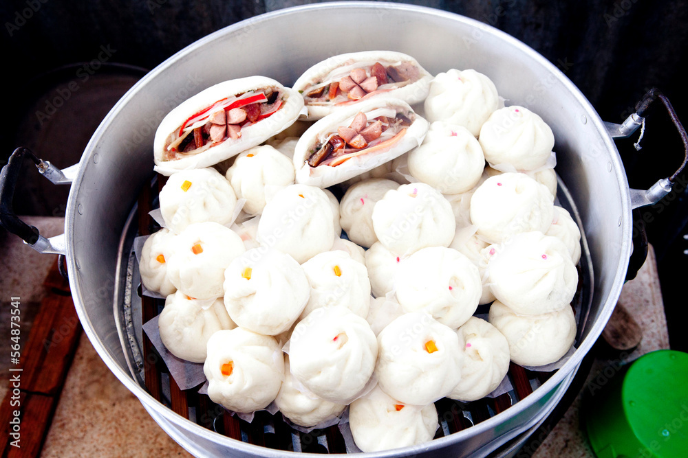 Steamed buns are steamed hot. There are many types of buns. (Pork ...