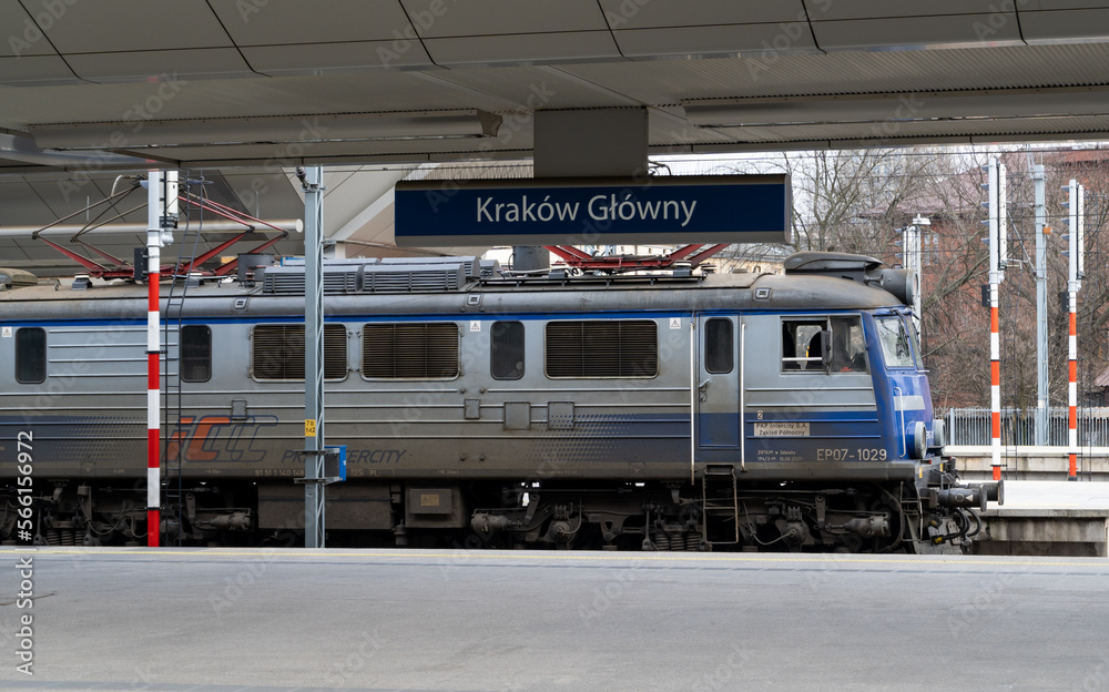 Foto de Stock PKP Intercity EP07 electric locomotive. Polish state railways long-distance ...