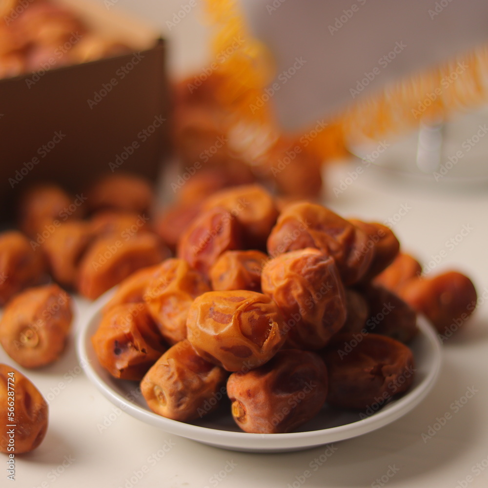 foods, dates, pizza, restaurant, pic, photo, cake, box, Sesame, arab ...