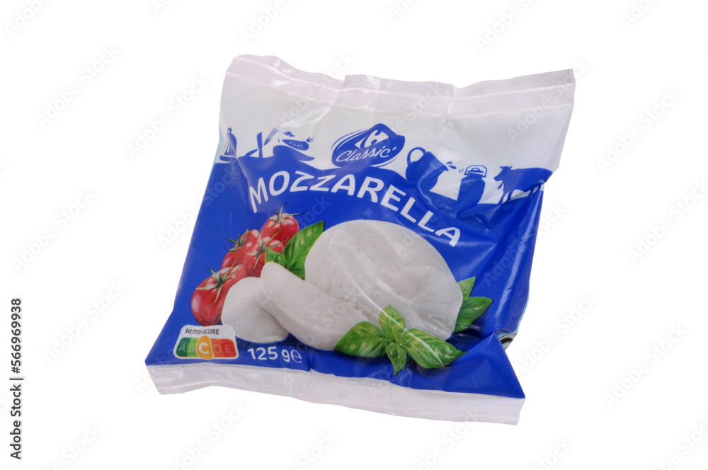 Mozzarella de la marque carrefour Classic dans son emballage en gros ...