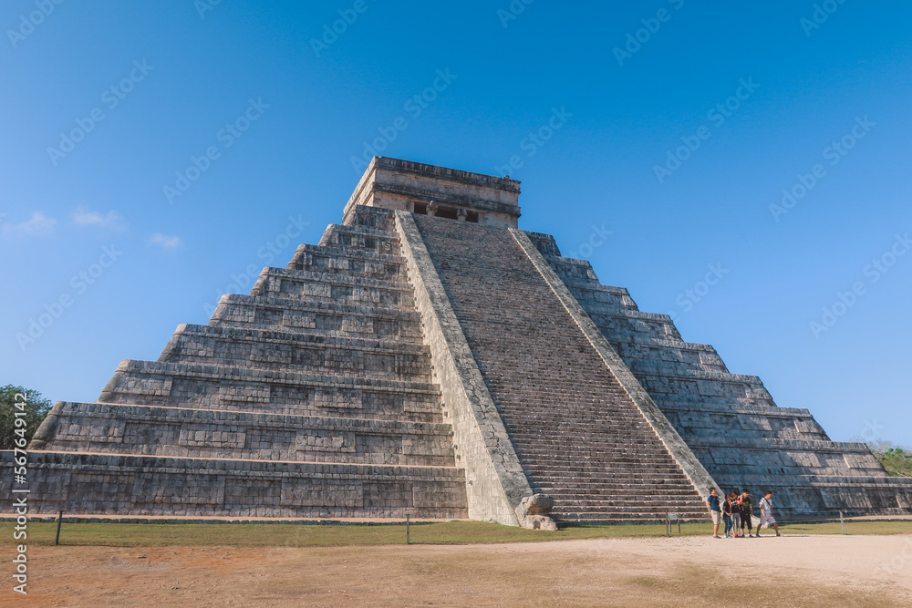 Ancient pre-Columbian Maya civilization Pyramid - Temple of Kukulcán in ...
