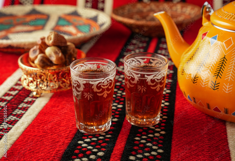 Arabic Traditional Hospitality (Saudi Arabia). Bedouin lifestyle ...