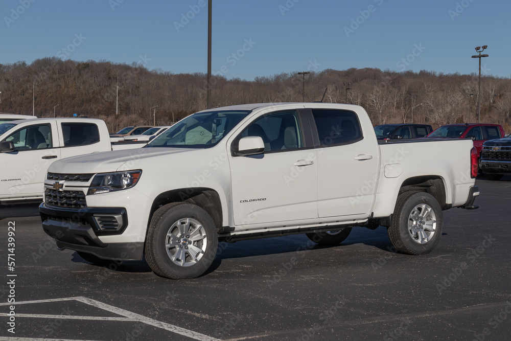 Chevrolet Colorado pickup display. Chevy offers the Colorado in the ...