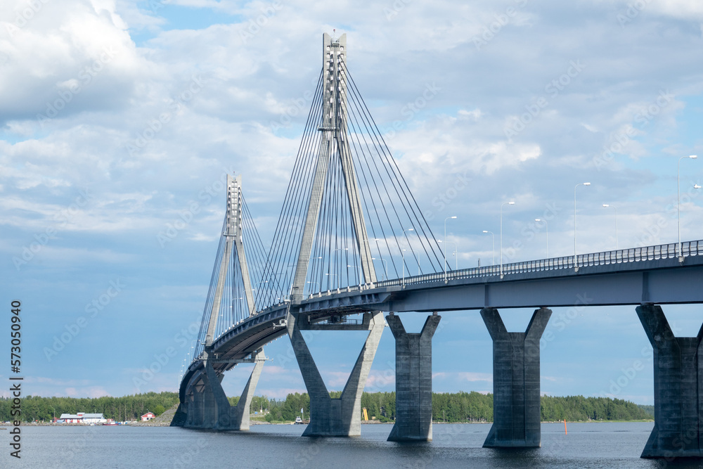 Long bridge called Replot (Finnish: Raippaluoto). It is is a cable ...