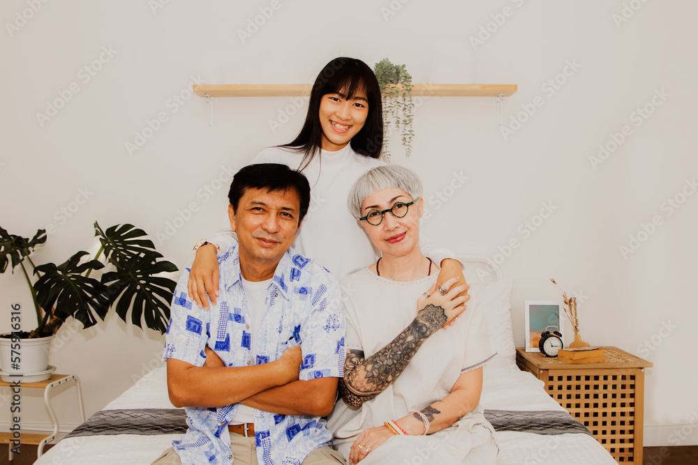 Happy asian family pictures at home : Portrait asian family of three ...