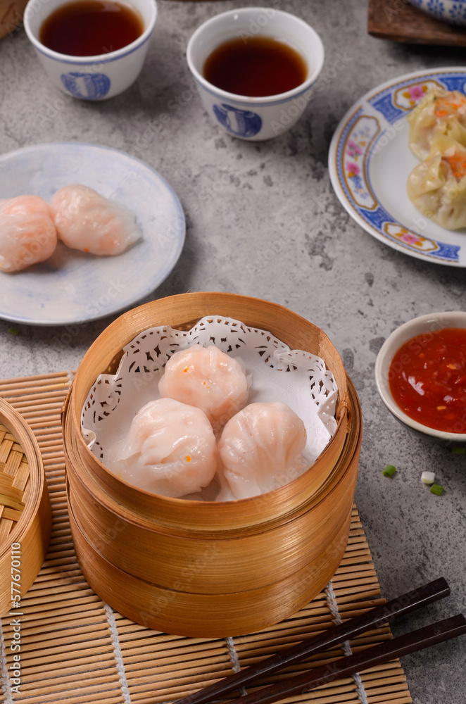 Photo Stock Traditional Asian Prawn or shrimp dumplings hakau, ha kauw ...