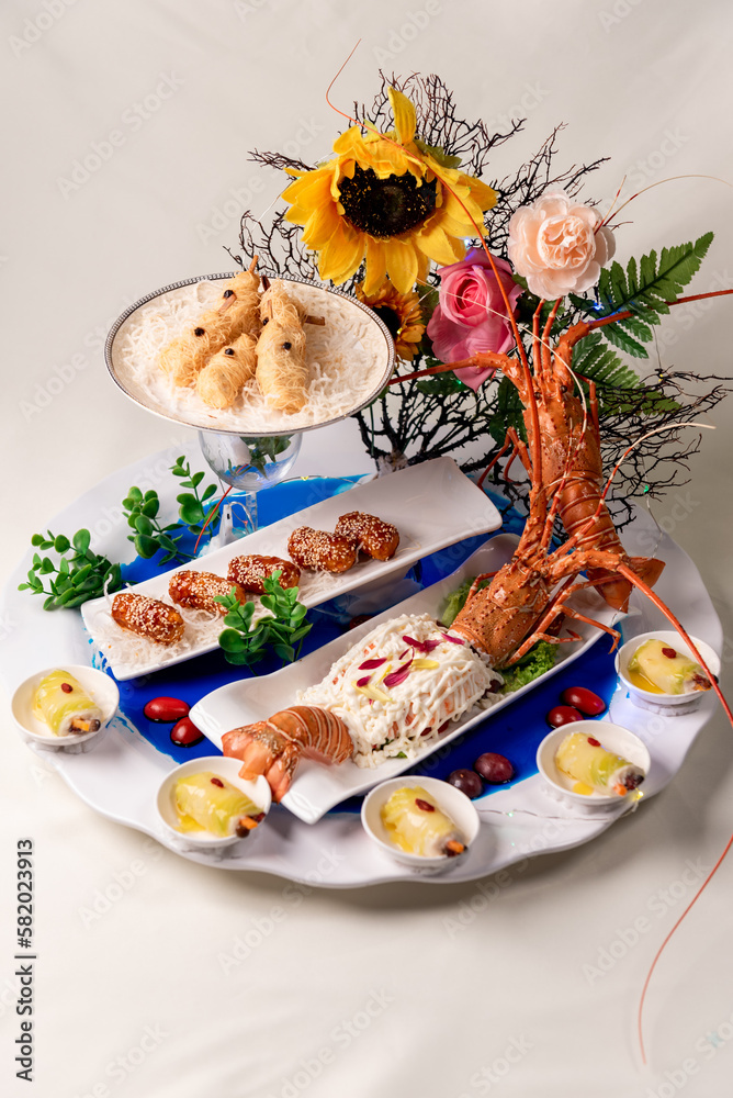 beautiful Deluxe Lobster Big cold Platter Combination with deep fried ...