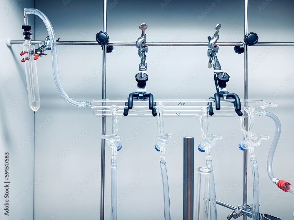 The Schlenk line (vacuum gas manifold) - a chemistry apparatus ...