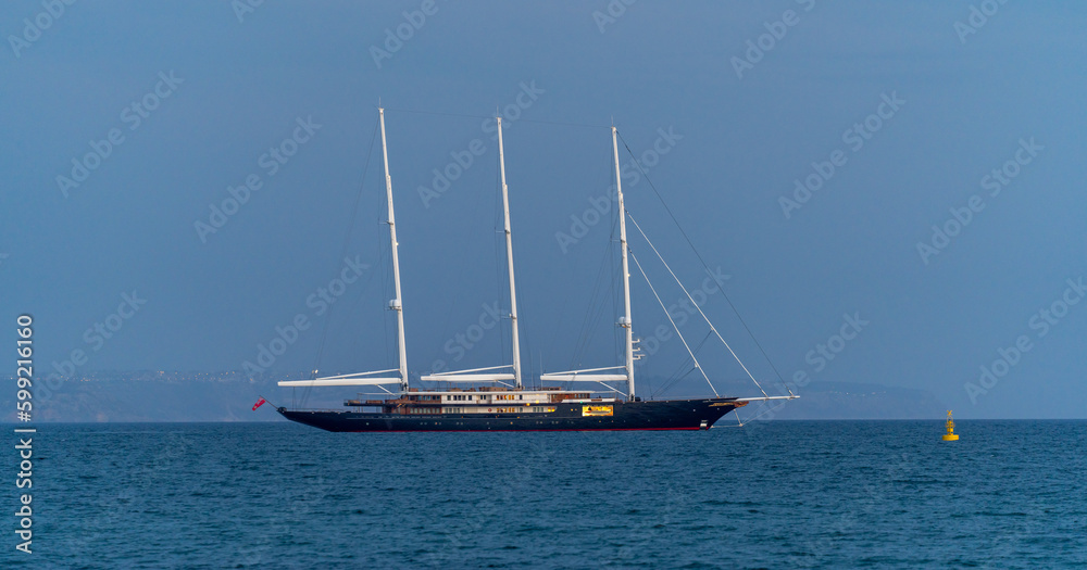 Sailing mega yacht Koru is the worlds tallest private sailboat owned by ...