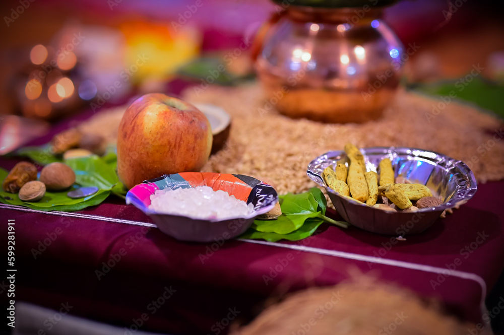Elements for Hindu Wedding Worship. Marathi Wedding Ceremony and ...
