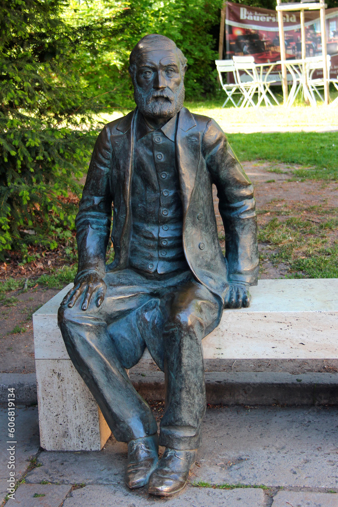 Jena, Germany - May 26, 2023: Sculpture of physicist, optical scientist ... Jena, Germany - May 26, 2023: Sculpture of physicist, optical scientist ...
