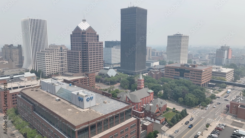 Downtown Rochester NY in dense smoke from Canadian wildfires blowing ...