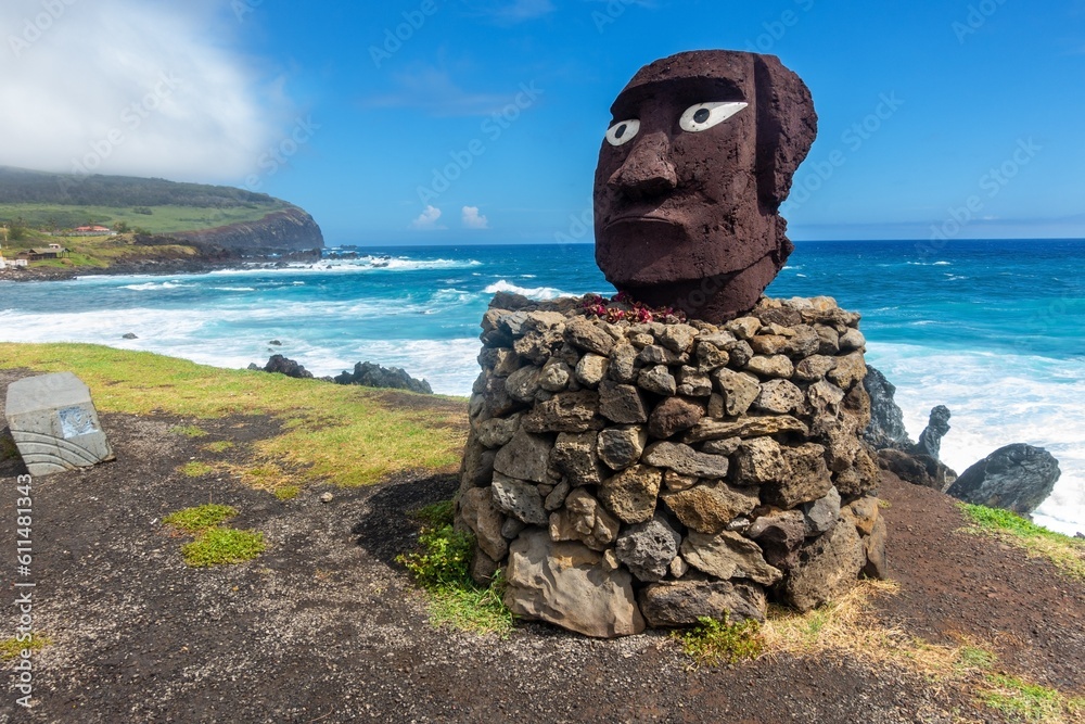Polynesian Idol Statue Face Head with White Eyes at Rock Platform ...