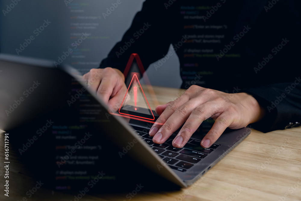 Programmer, businessman, officer found an error from computer symptoms ...