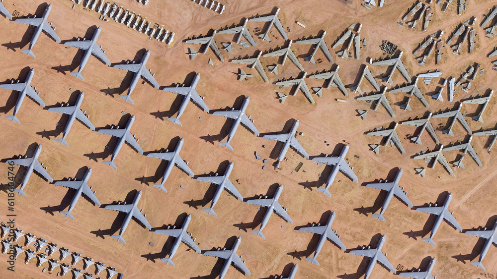 Aircraft Boneyard, Retired aircrafts parking in the aircraft graveyard ...