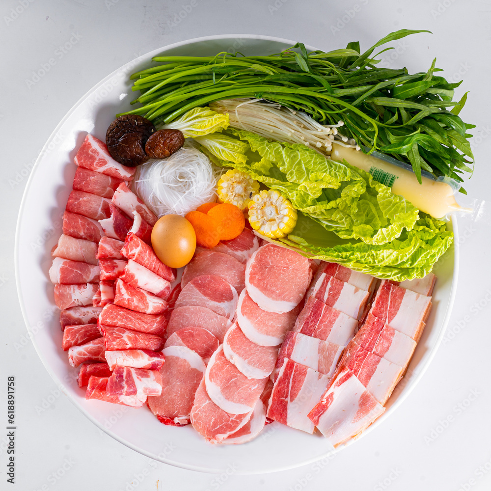 Shabu-shabu Japanese food, Shabu shabu with vegetables, kurobuta pork ...