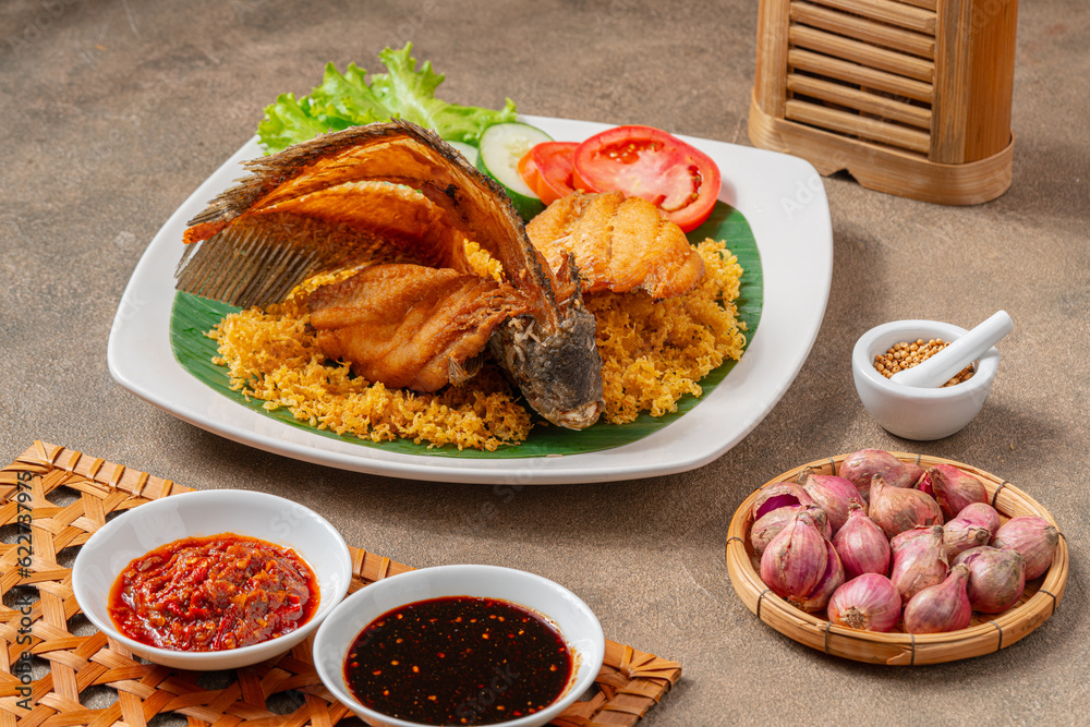 Gurame Goreng Kipas or "Fried Gourami Fan", ikan goreng or fried fish ...