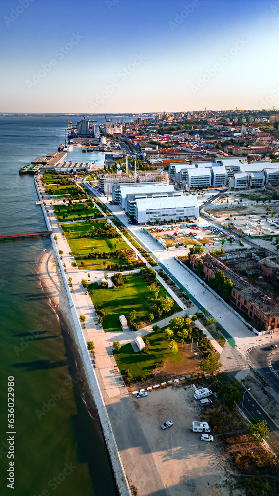 Beira Rio Tejo Portugal Braço de Prata Cabo Ruivo Marvila Parque Lisboa ...