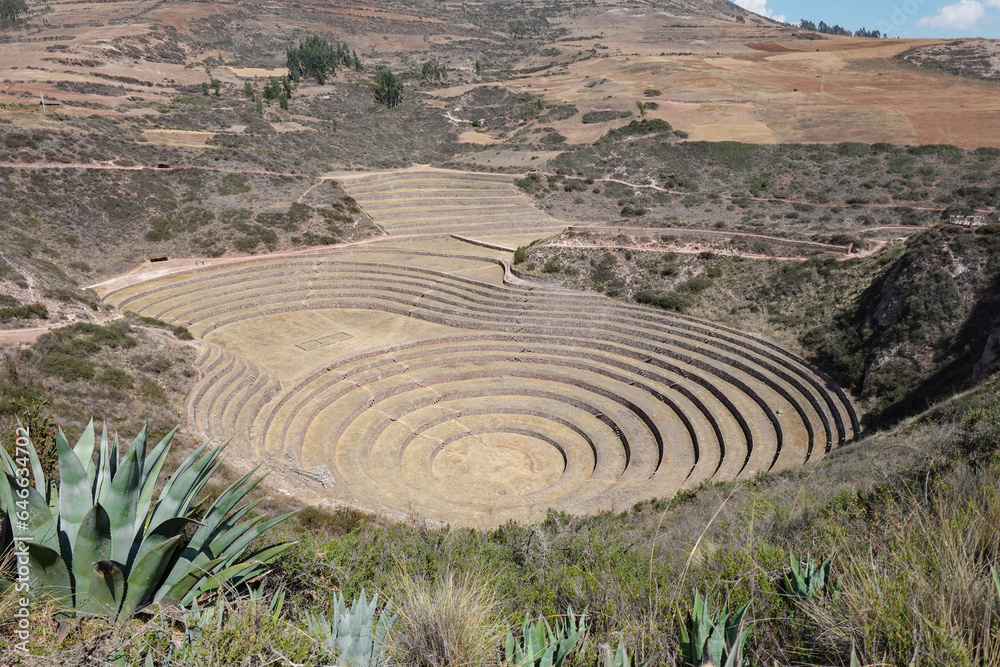 Stock-Foto „Zona arqueológica de Moray de la cultura incaica en Cusco ...
