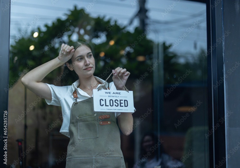 Small biz owner and barista manage shop's daily routine. Open, serve ...
