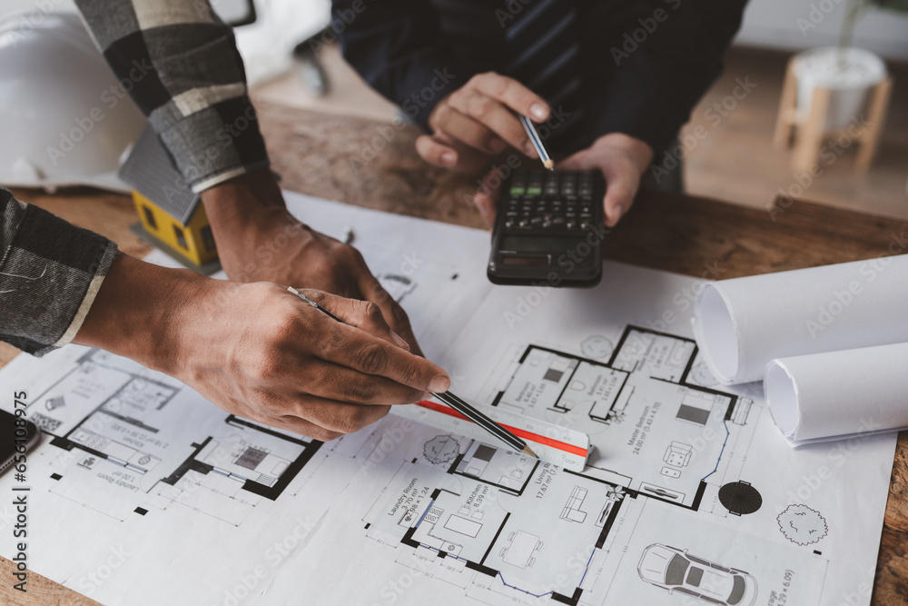 Planning meeting to edit the plans together between architects and ...