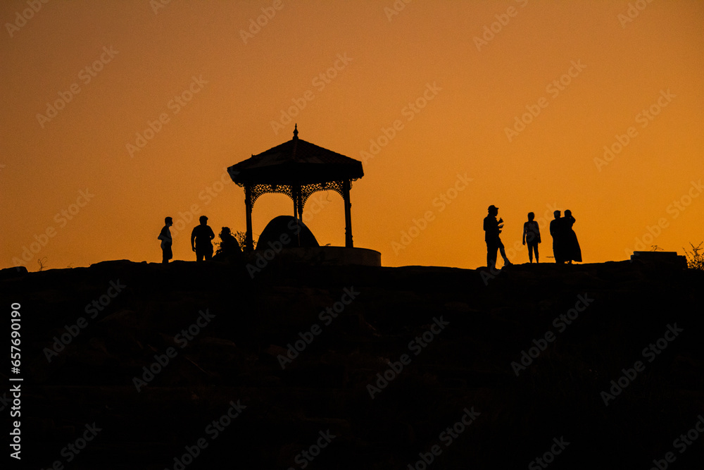 Silhouette image of the arch during sunrise in Gandikota Grand Canyon ...
