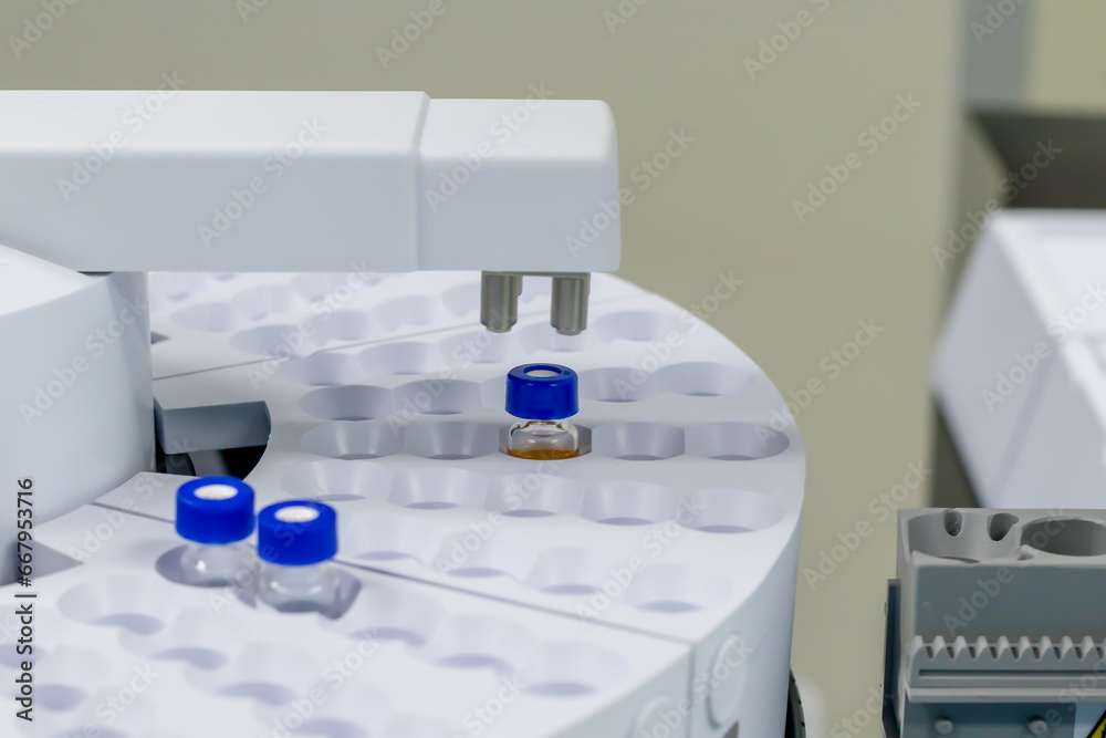 autosampler clamping vial for injection by injector, scientific ...