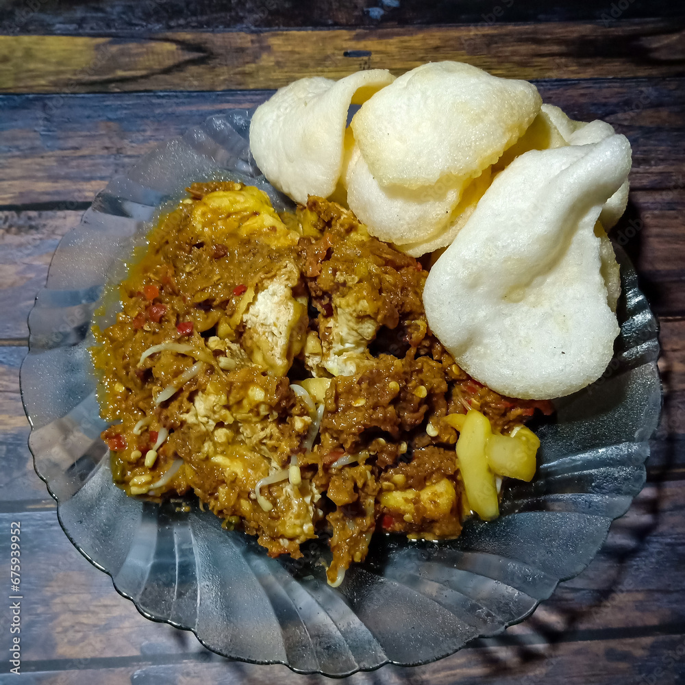 Stock-Foto „Tahu Tek is an Indonesian traditional food originating from ...
