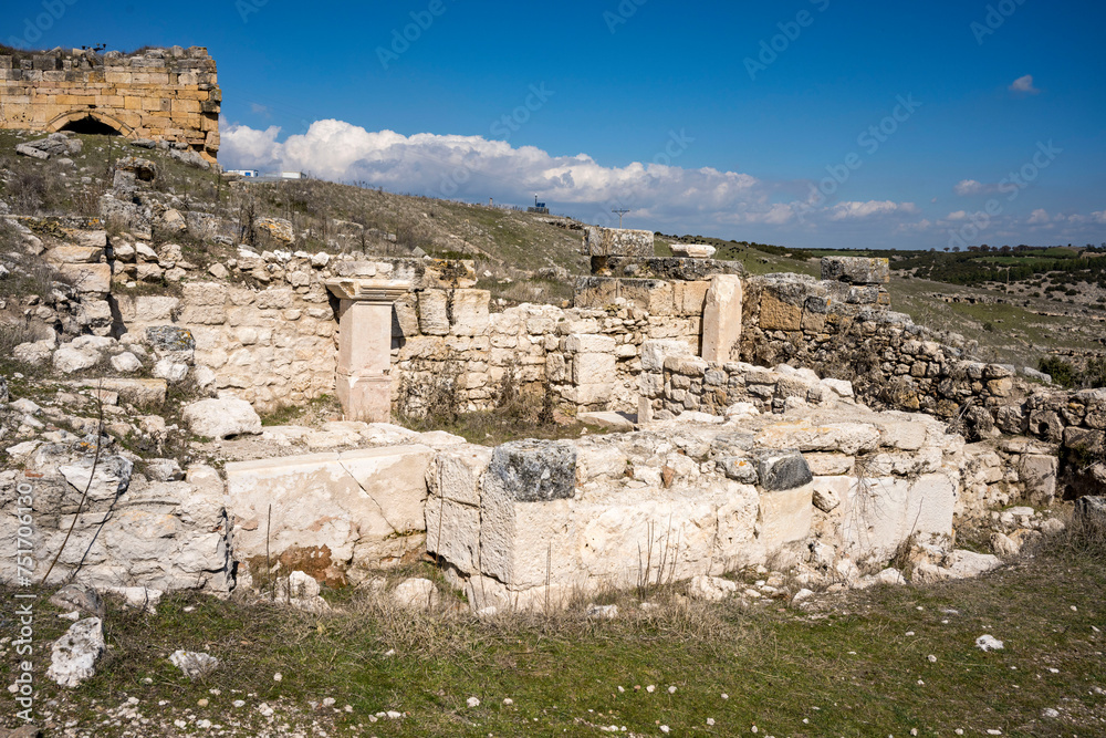 Blaundos Antique City is 40 km from Sulumenli, Usak. The city, which is ...