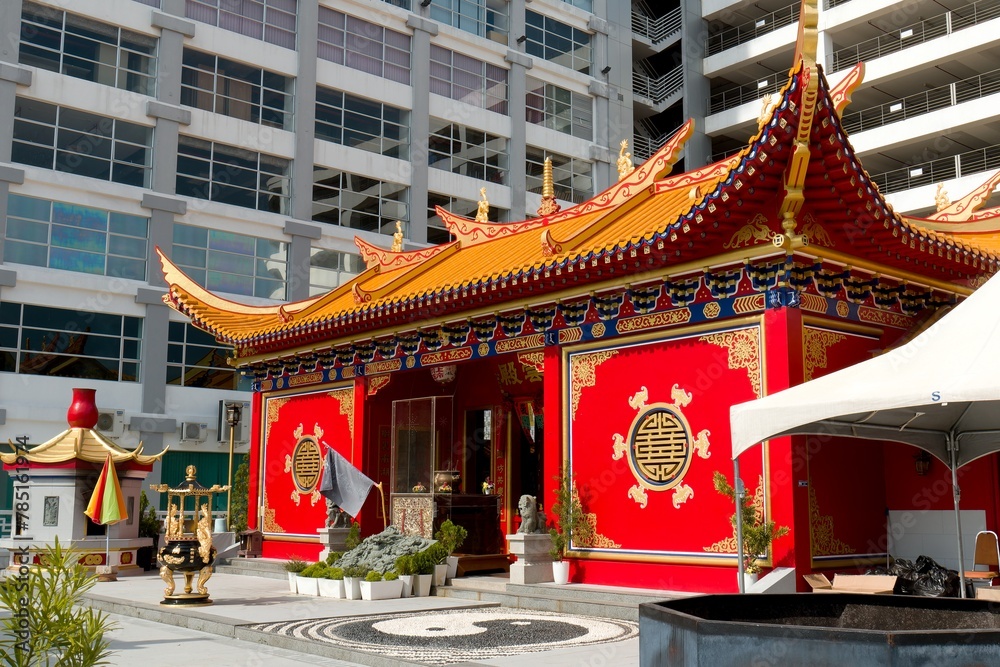 View of Teng Yuan Temple in Bandar Seri Begawan, the capital of Brunei ...