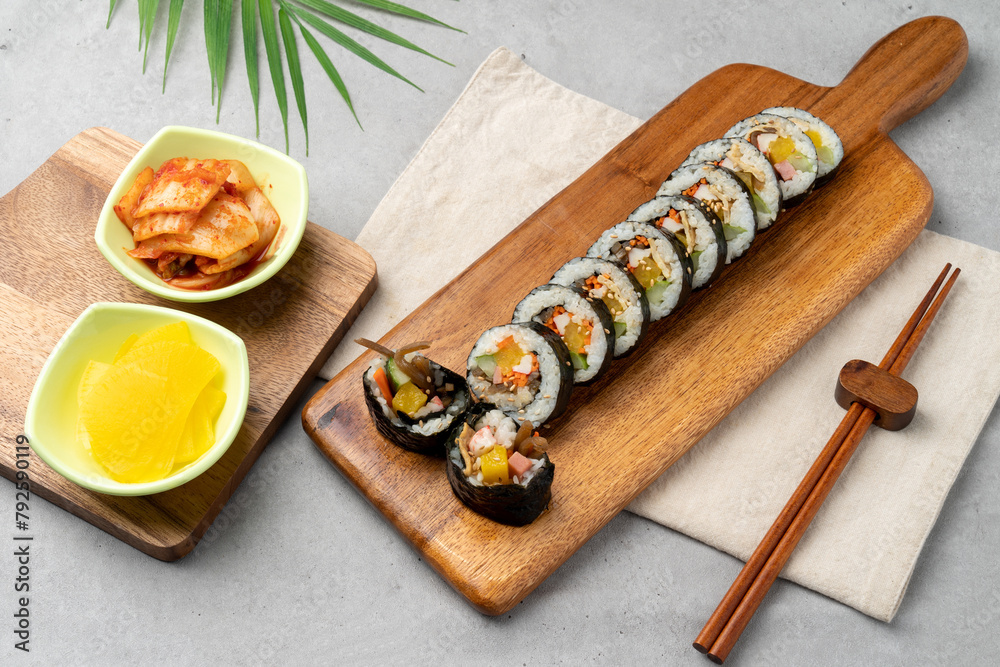 Korean food, stir-fried pork, spicy, anchovy, gimbap, side dish ...