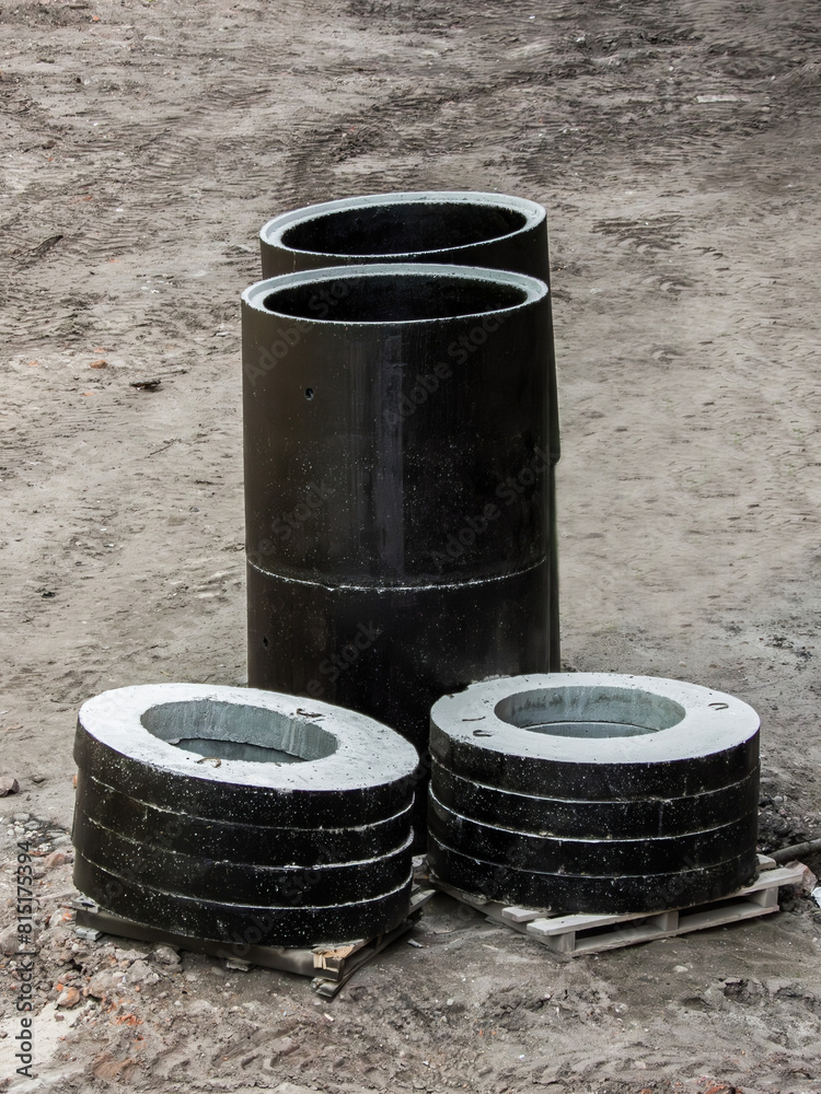 construction reinforced concrete rings at a construction site Stock ...