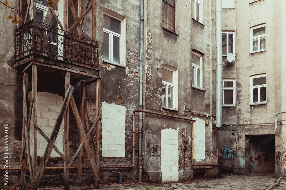 old buildings, historic town, vintage architecture, ancient city ...