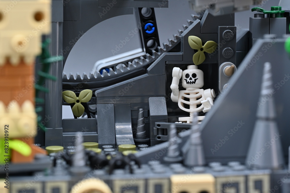 Skeleton lego Indiana Jones Raiders of the lost ark, Temple of the ...