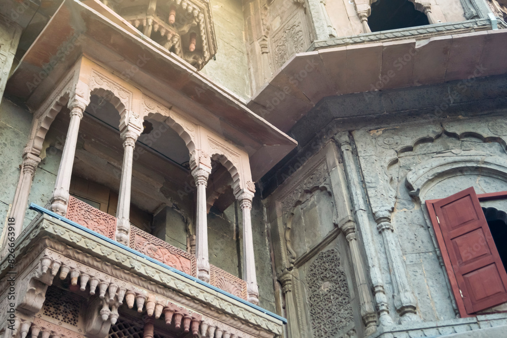 Carved Arches & Windows of fort wall of Rajwada, Indore, Madhya Pradesh ...