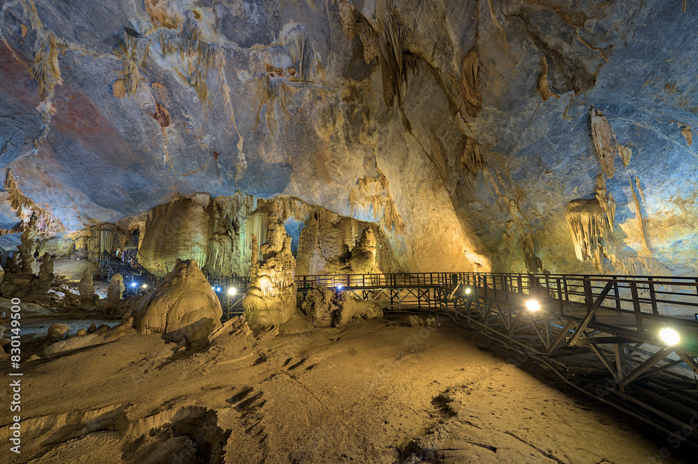 Paradise Cave (Thien Duong Cave) - The Longest Dry Cave in Asia, Phong ...