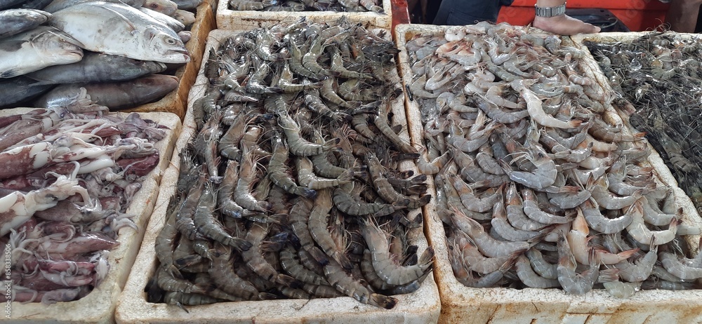 Activities of the Muara Angke retail fish market center in Jakarta ...