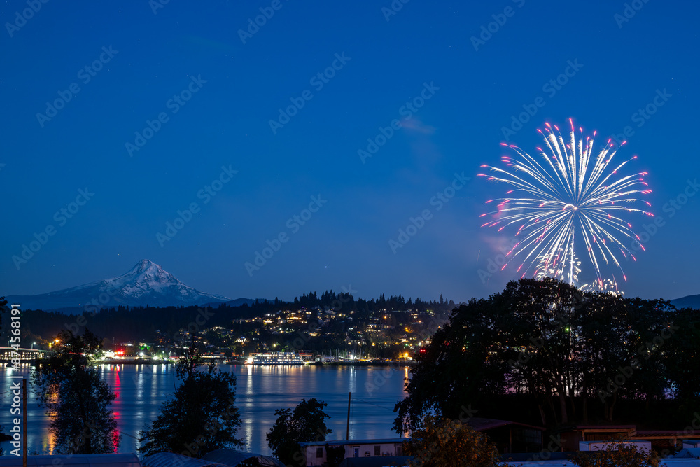 USA, Oregon, Hood River: Mount Hood and 4th of July Fireworks on ...