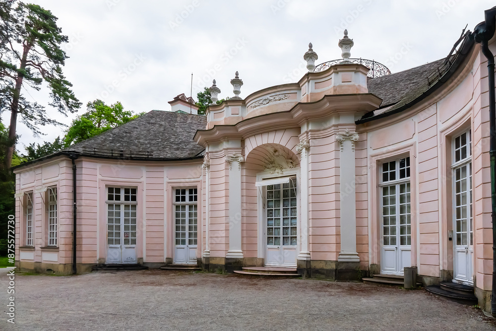 Rococo style Amalienburg - hunting lodge on the grounds of the ...