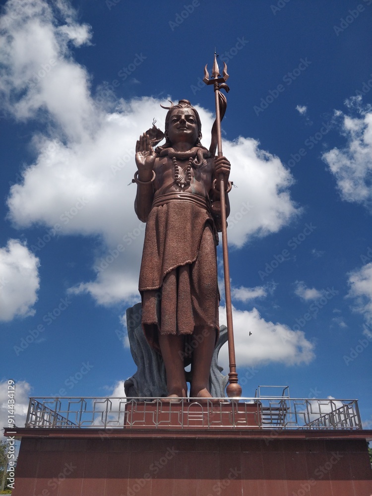 Huge Shiva statue Mangal Mahadev is a 33 m art piece in Ganga talao ...