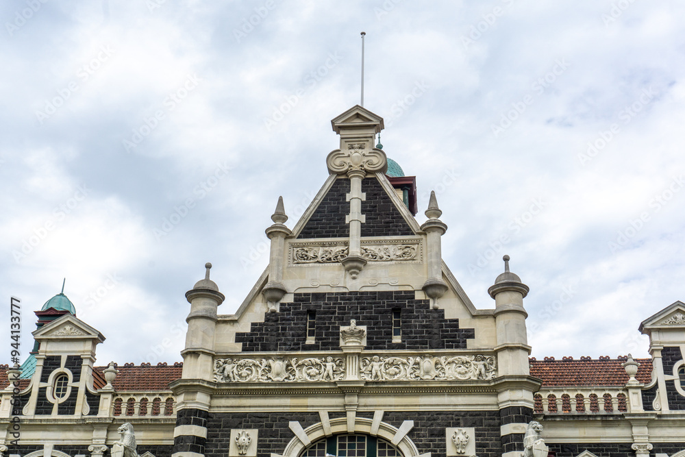 Gothic splendor of Dunedin's cathedral and its historic train station ...