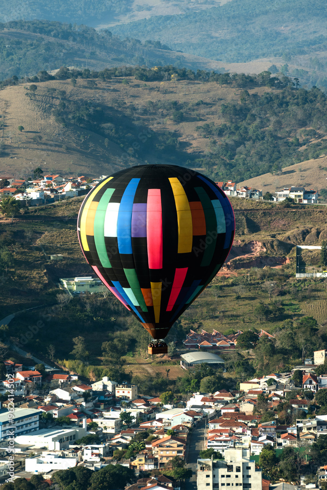 The magic and grandeur of ballooning with images that reveal the beauty ...