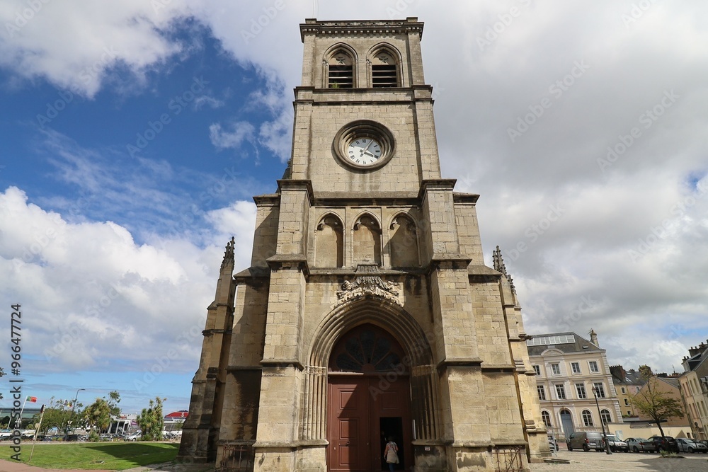 La basilique Sainte Trinité, de style gothique, ville de Cherbourg en ...