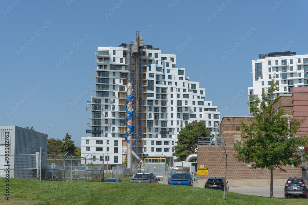 construction site (Context Development, "Queen & Ashbridge" designed by ...