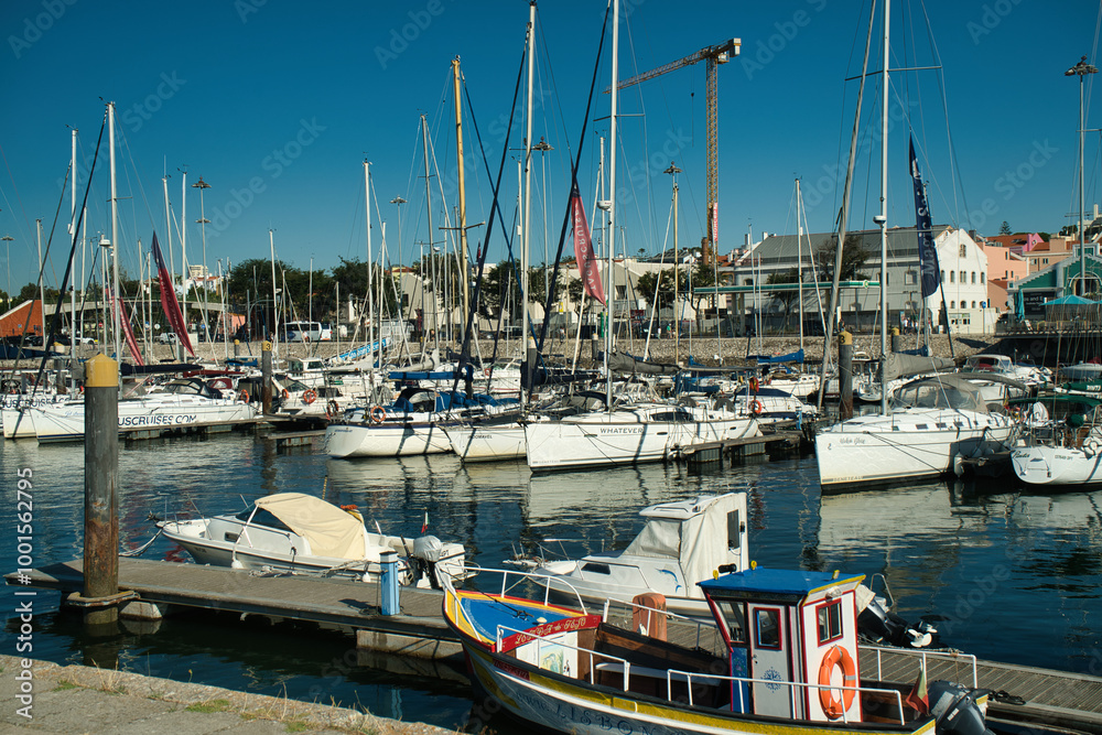Portugal, oficialmente la República Portuguesa, es un Estado de Europa ...