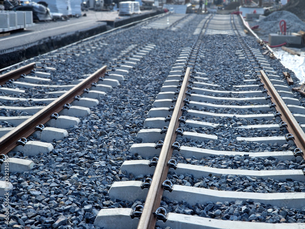 new and precise laying of tracks using leveling devices at the fork in ...
