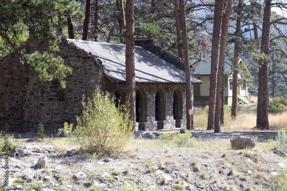 Historic CCC structure and a restored cabin in Viestenz-Smith Mountain ...