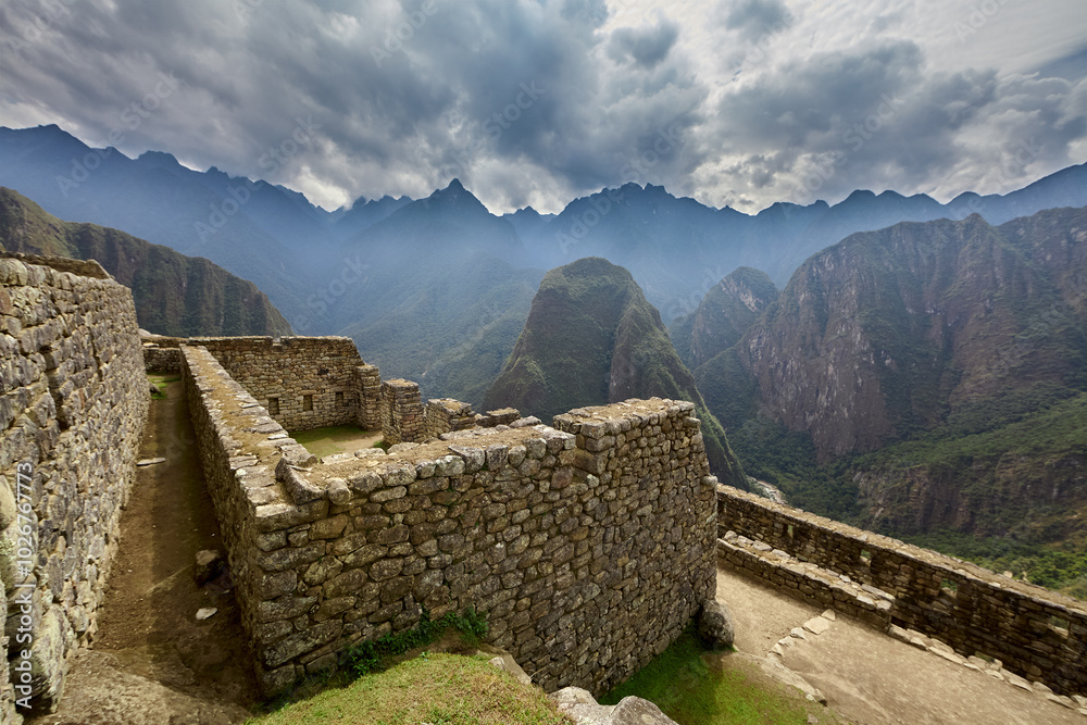 Foto de Stock Machu Picchu is a 15th-century Inca citadel located in ...