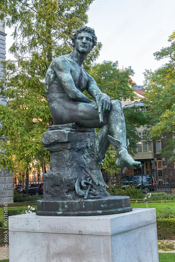 Bronze sculpture of Mercury by the Dutch sculptor Ferdinand Leenhoff in ...